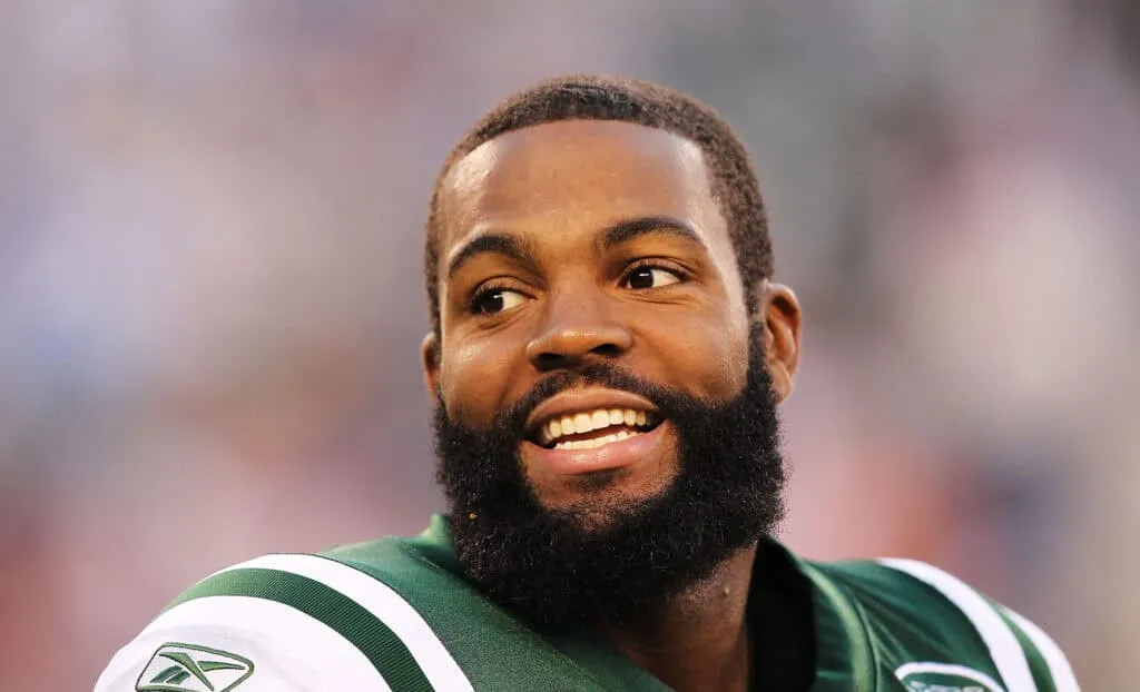 Former Jets GM Reveals Why Browns Traded Braylon Edwards Former Jets GM Reveals Why Browns Traded Braylon Edwards