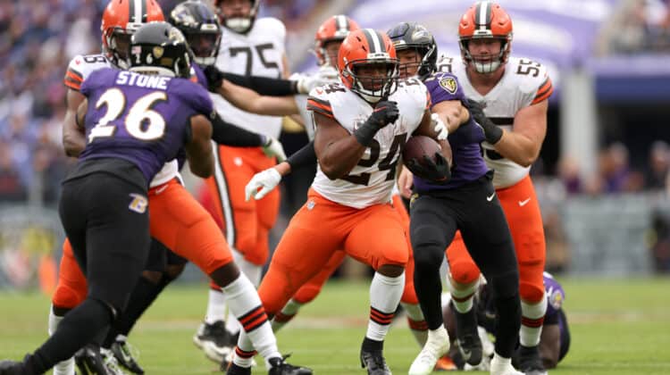 Nick Chubb Continues To Be Browns Offensive Lifeline