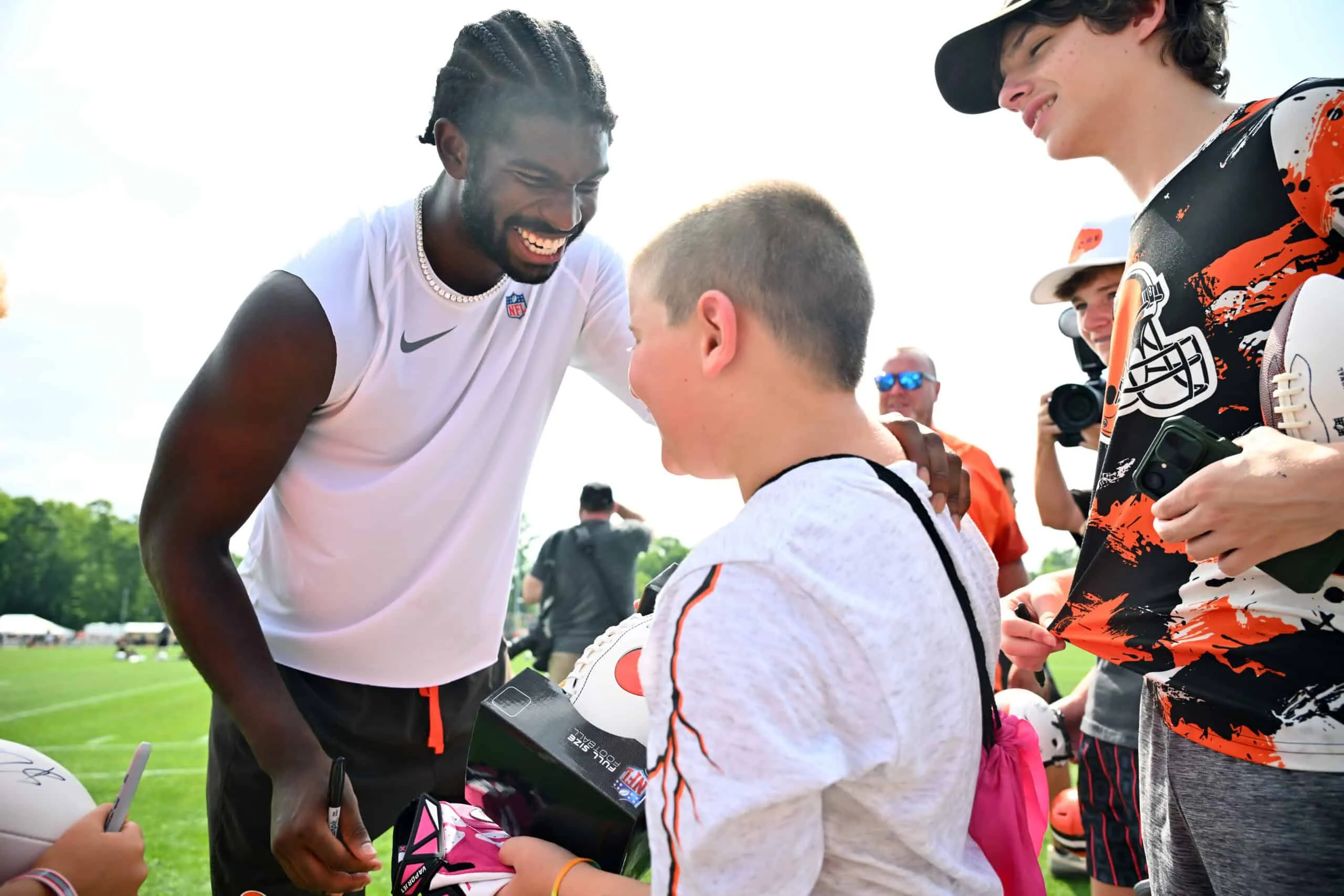 Insider Notes Encouraging Training Camp Trend For Shedeur Sanders